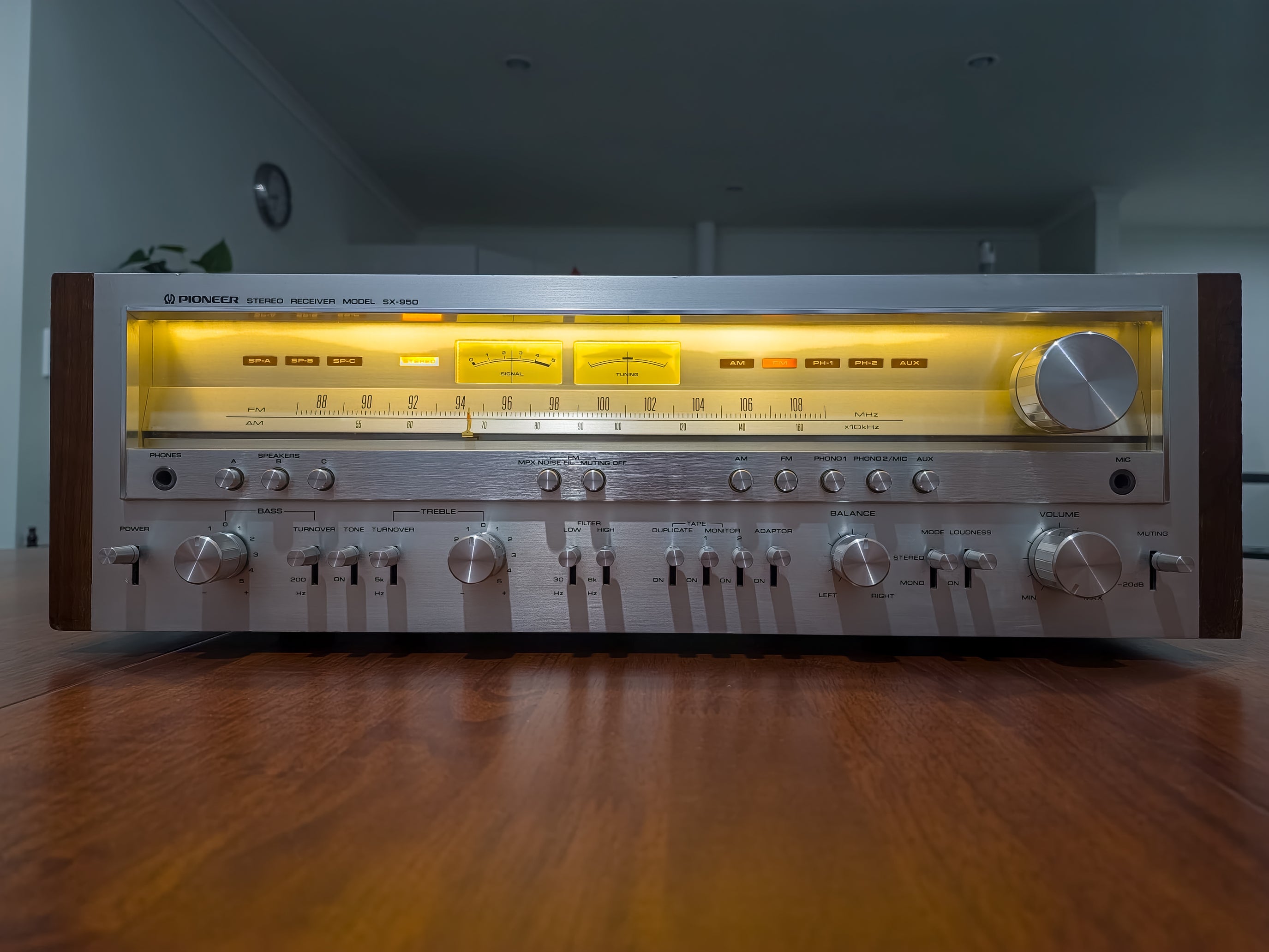 Audio Engine - Buy & Sell Vintage Audio Equipment